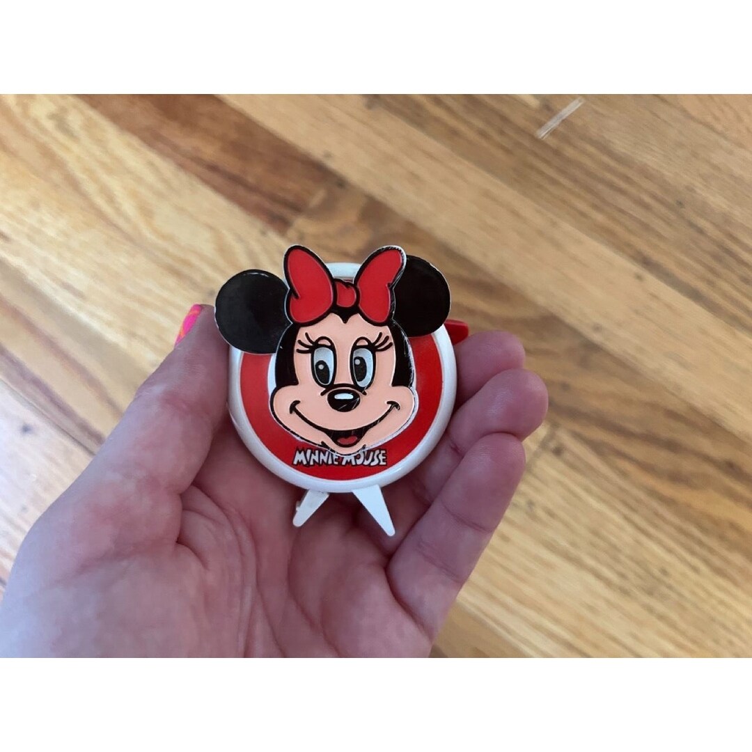 Vintage Toy Box Walt Disney Minnie Mouse Shaking Ears Eyes Pin Clip 2.5 ...