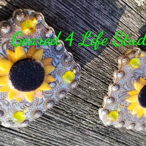 Sunflower Conchos Sunflower Tack Sunflower Concho Set - Etsy