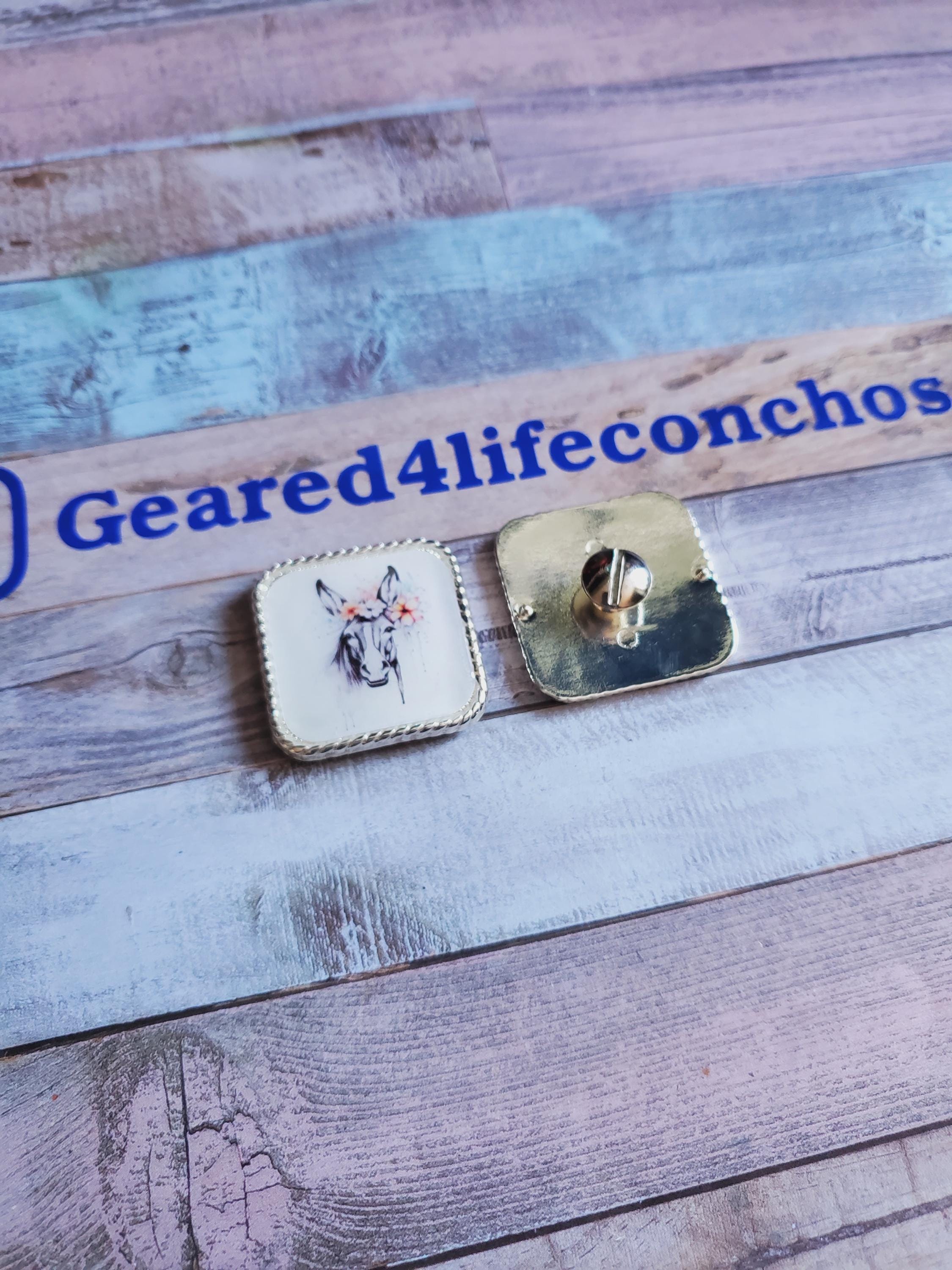 Unique Floral Mule Conchos, Custom Conchos Mule Design Tack, Unique ...