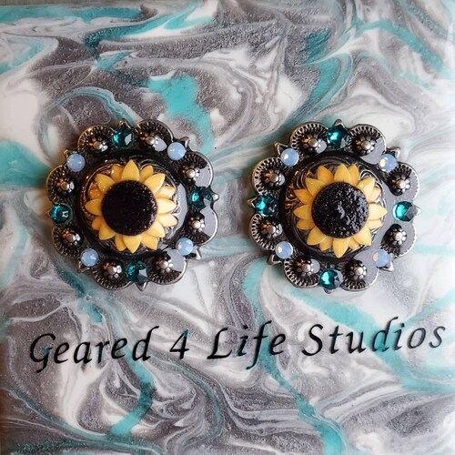 Sunflower Conchos Sunflower Tack Sunflower Concho Set - Etsy