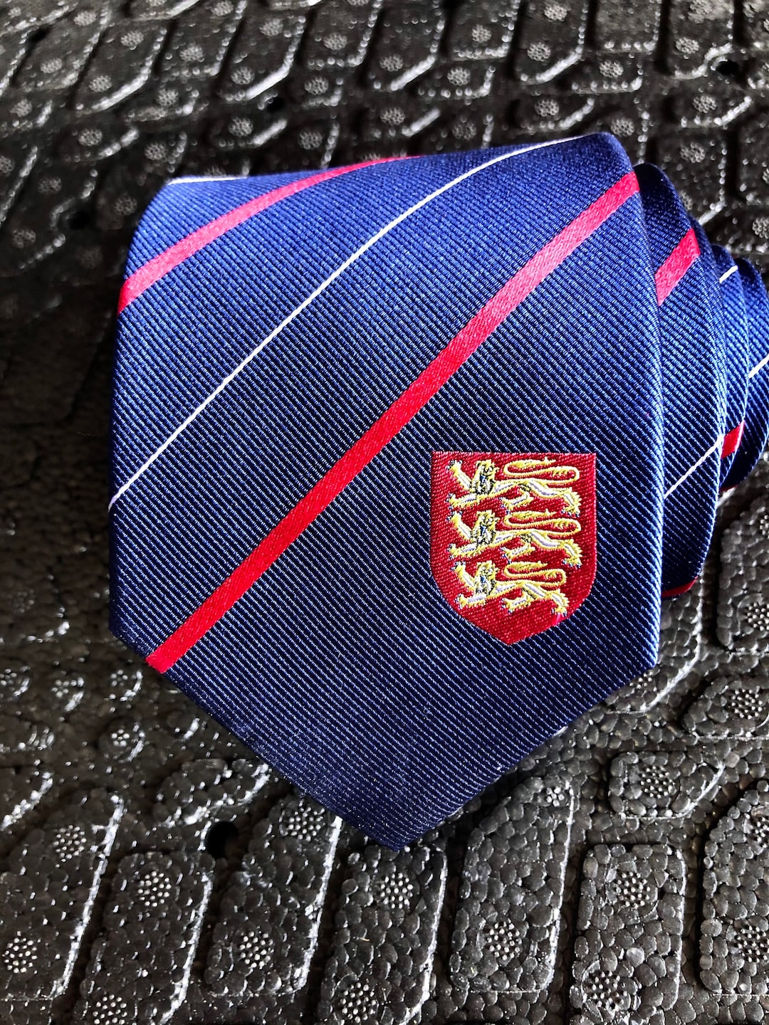 England Tie - 3.25” - Inspired by the English Royal Crest - British ...