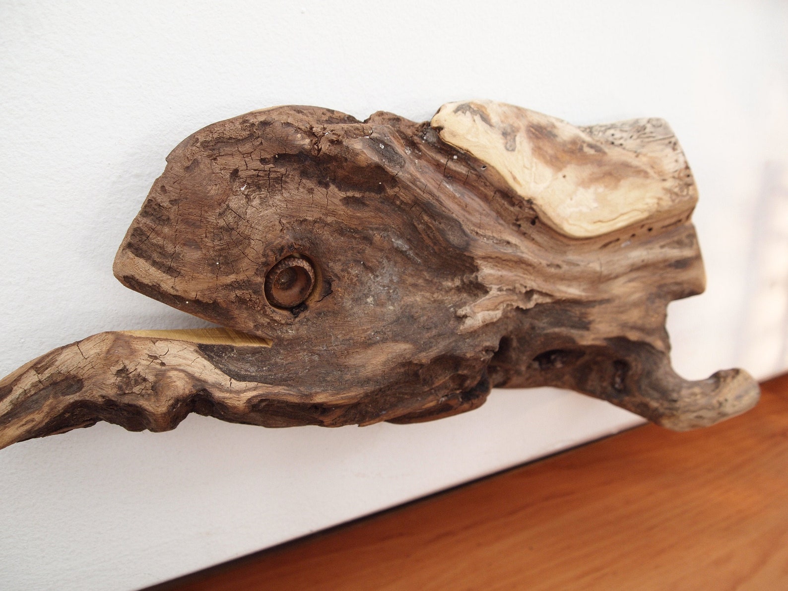 Wooden Stale Fish Statue From Driftwood - Unique Handmade Driftwood ...
