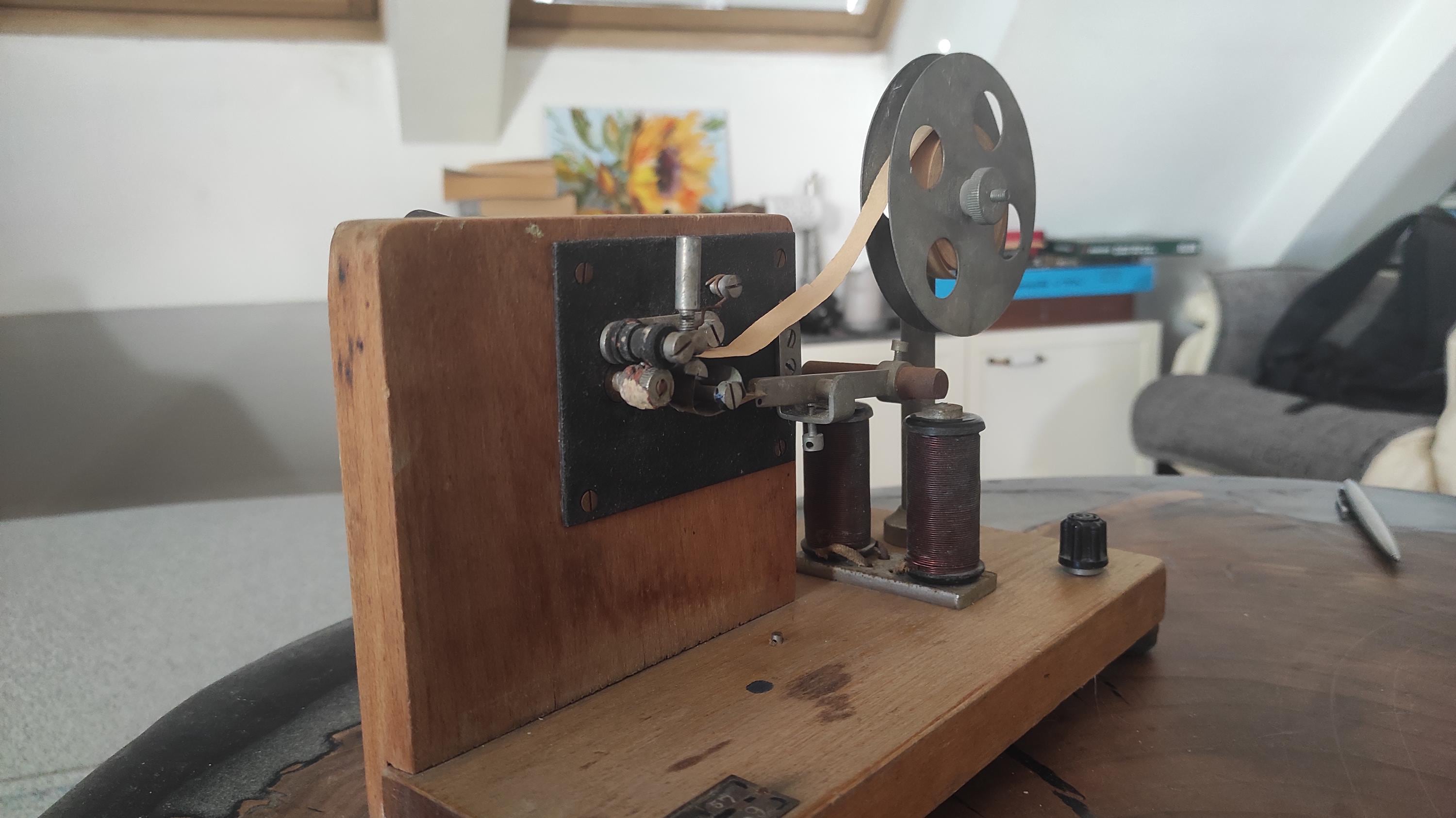Vintage Morse Code Machine, Physics Device Electricity and Magnetism ...