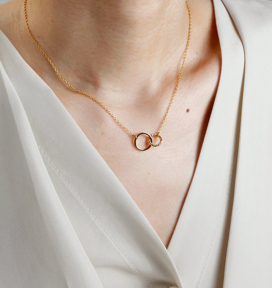 Interlocking Circle Necklace, Gold Linked Circle Necklace, Eternity ...