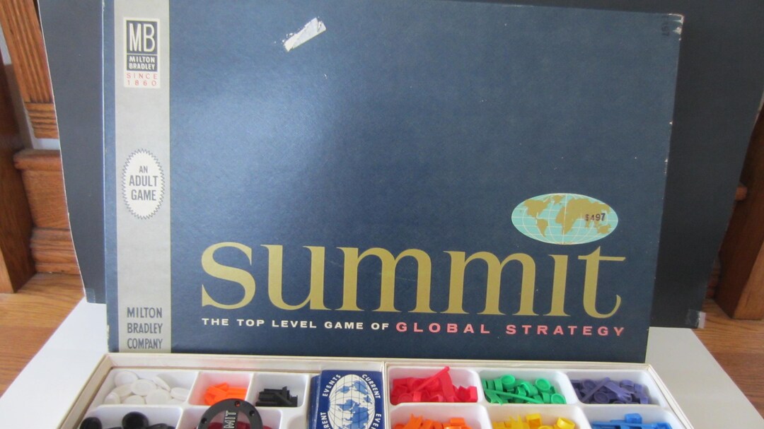 1961 SUMMIT GLOBAL STRATEGY Game **milton Bradley** Board Game ...