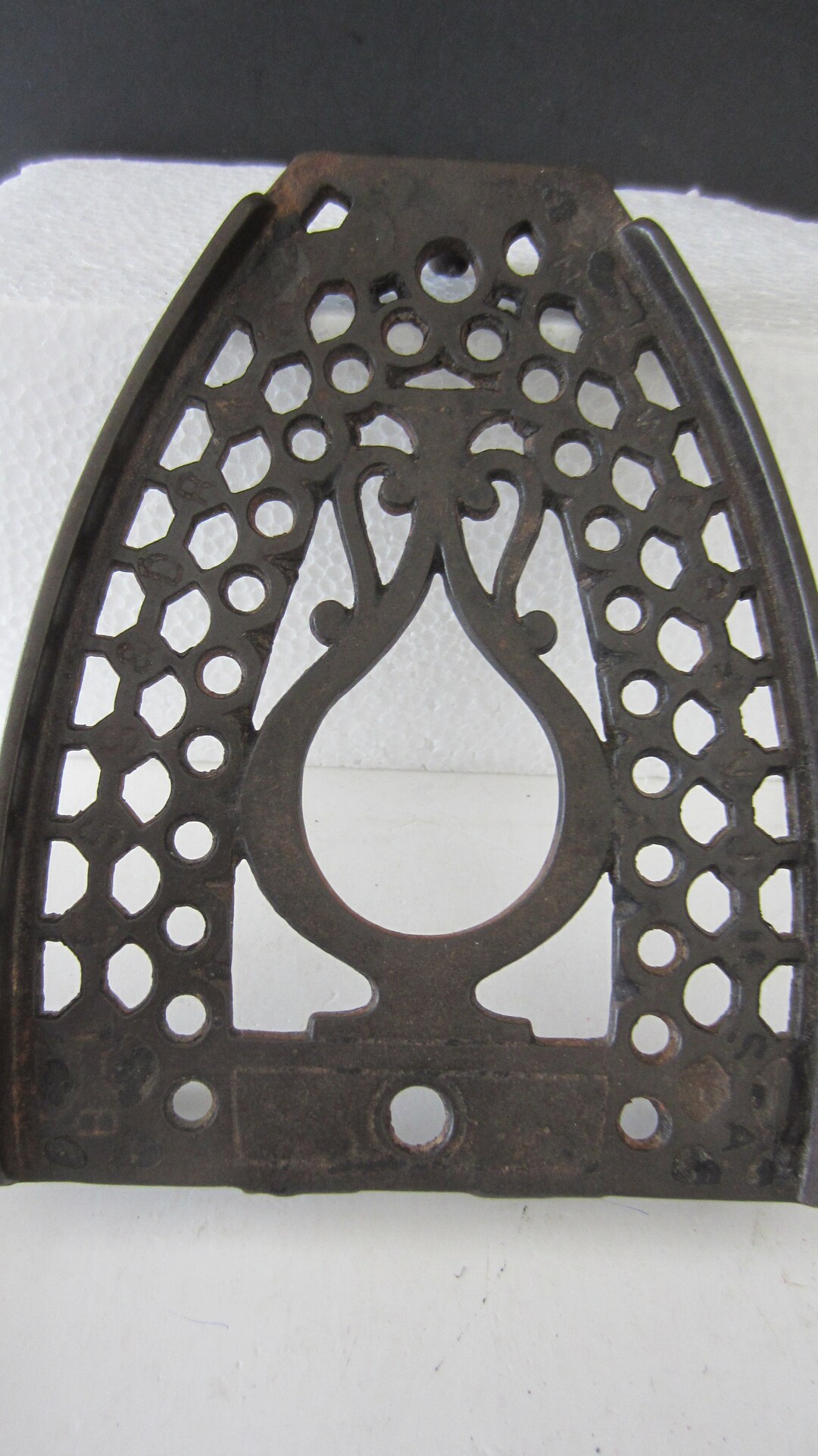 1920's BLESS & DRAKE Mfg. ** Cast Iron, Sad Iron Rest or Trivet ...