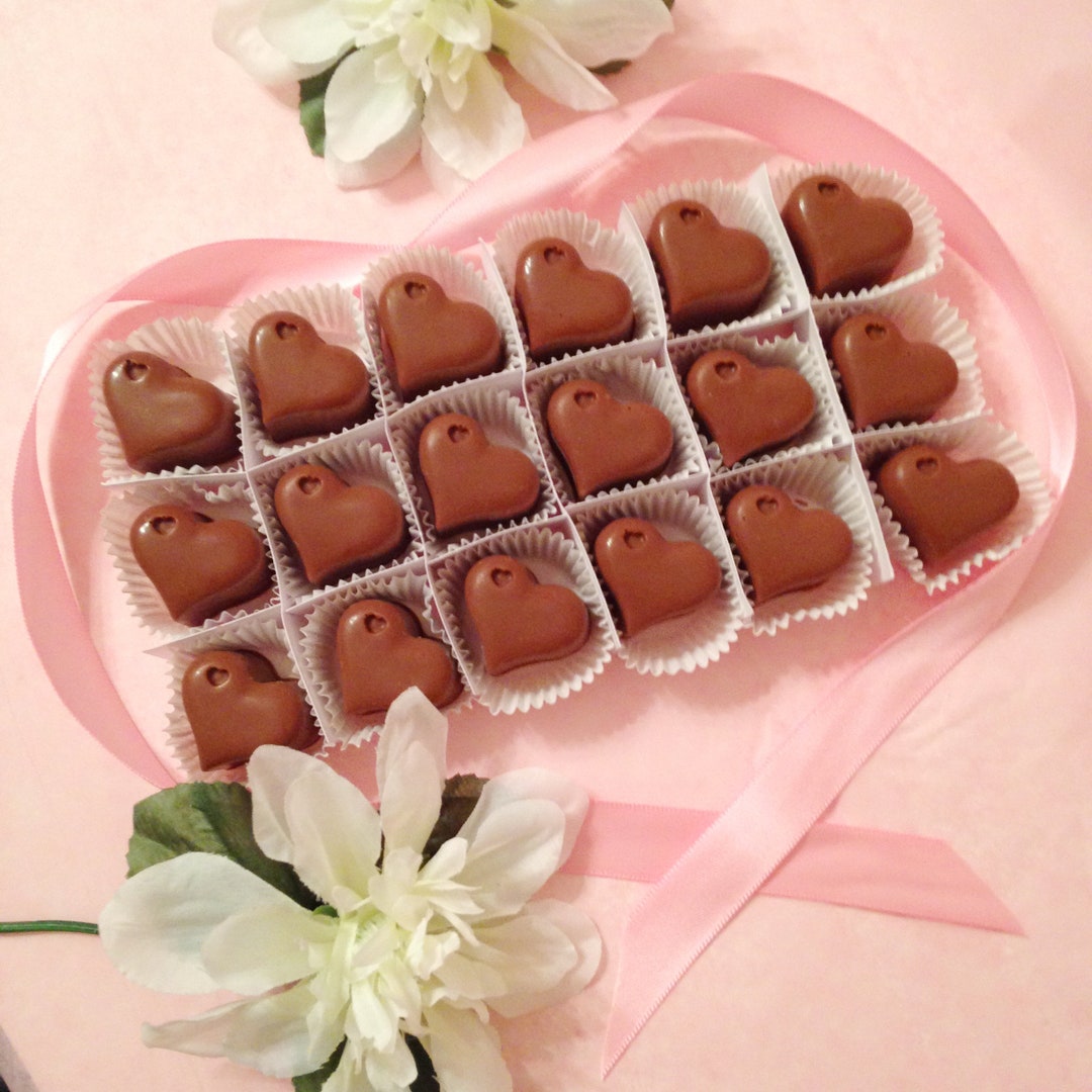 Heart Shaped Chocolates - Chocolate Heart Candy - Box of 18 Chocolate ...