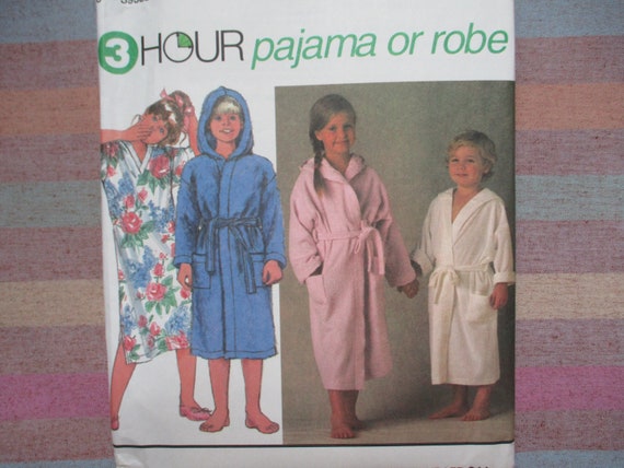 1990s Simplicity Sewing Pattern 8090 Childs Sleepwear - Etsy