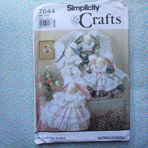 Vintage 1990s Simplicity Sewing Pattern 7044 Decorative Angel Bunnies ...