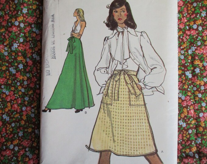 Vintage 1970s Vogue Sewing Pattern 8518 Misses Back Wrapped A Line ...