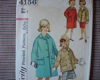 UNCUT Girl's Coat in Two Lengths Size 7 With Detachable Hood Simplicity ...