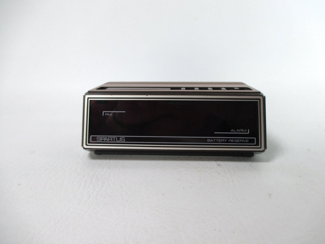 SPARTUS Electric Digital Alarm Clock Vintage Electronics Red LED ...