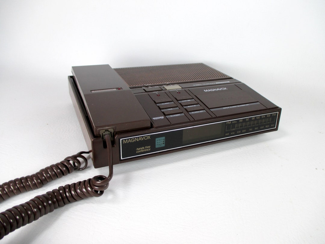 Magnavox Combo Digital Clock Radio Telephone With Speaker Touch Tone ...