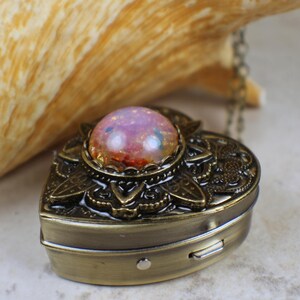 Pink Glass Opal Music Box Locket, Photo Locket, Music Box Locket, Music ...