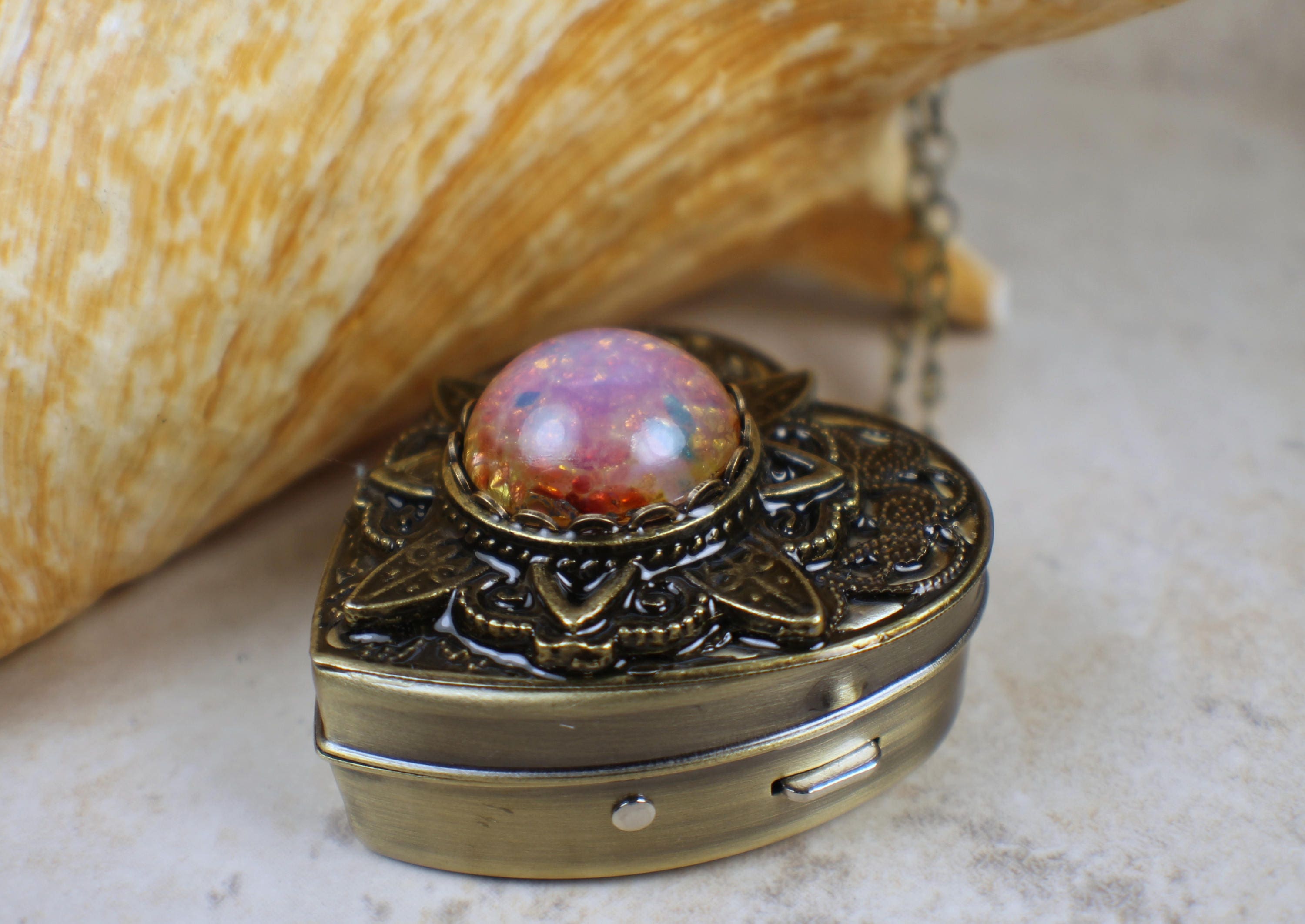 Pink Glass Opal Music Box Locket Photo Locket Music Box | Etsy