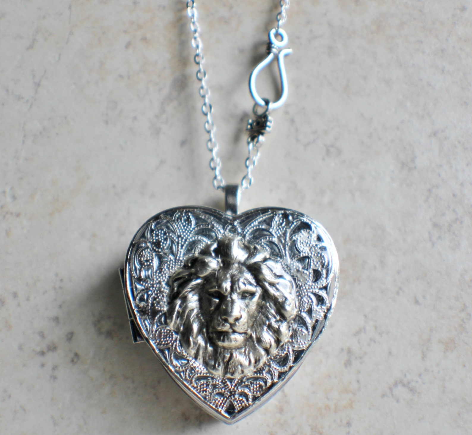 Silver Lion Music Box Locket: Heart Pendant Necklace, 30" Chain - Etsy