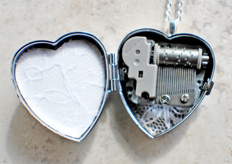 Dragonfly Music Box Locket Heart Music Box Pendant Music Box - Etsy