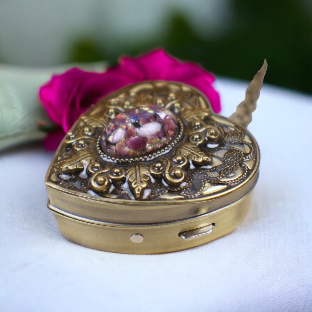 Amethyst Glass Opal Music Box Locket, Photo Locket, Music Box Locket ...