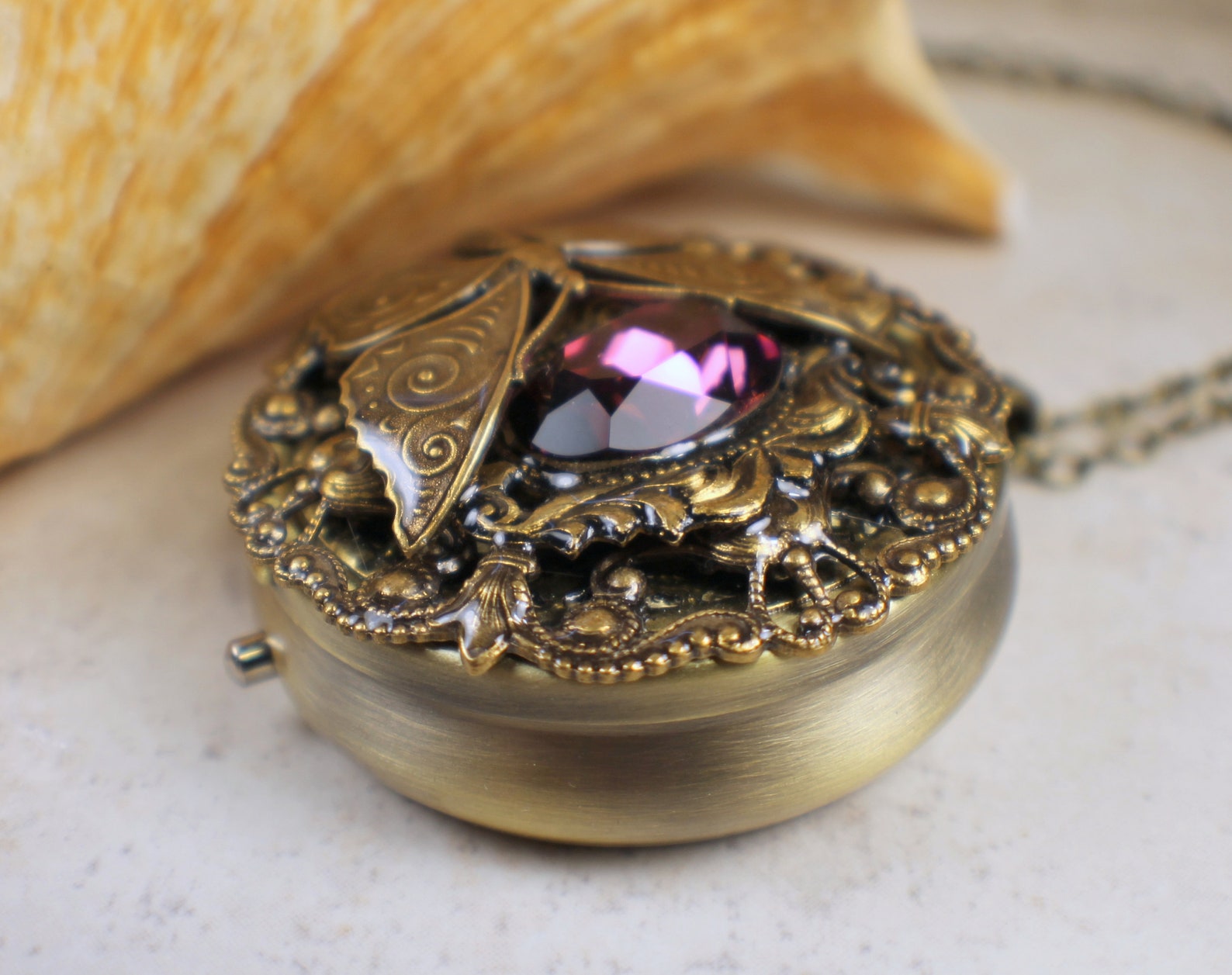 Purple Crystal Butterfly Music Box Locket Necklace: Musical Photo ...