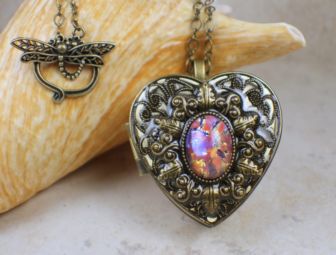 Pink and Gold Glass Opal Music Box Locket, Photo Locket, Music Box ...