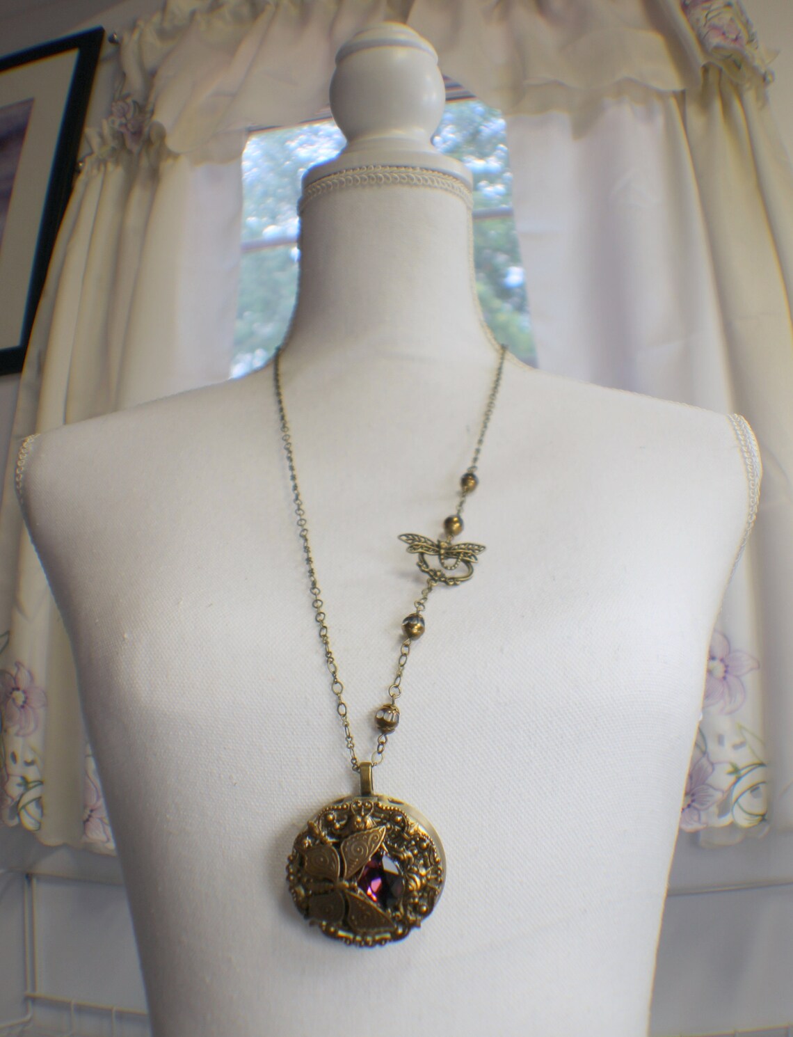 Purple Crystal Butterfly Music Box Locket Round Music Box | Etsy