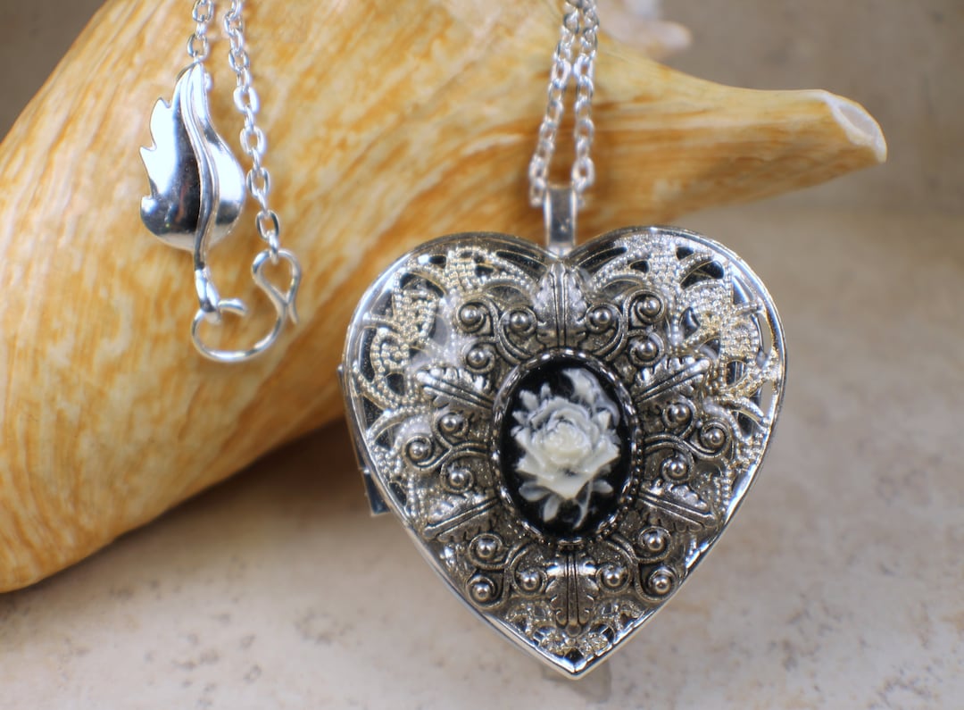 Rose Cameo Black & White, Music Box Locket, Cameo, Locket, Music Box ...
