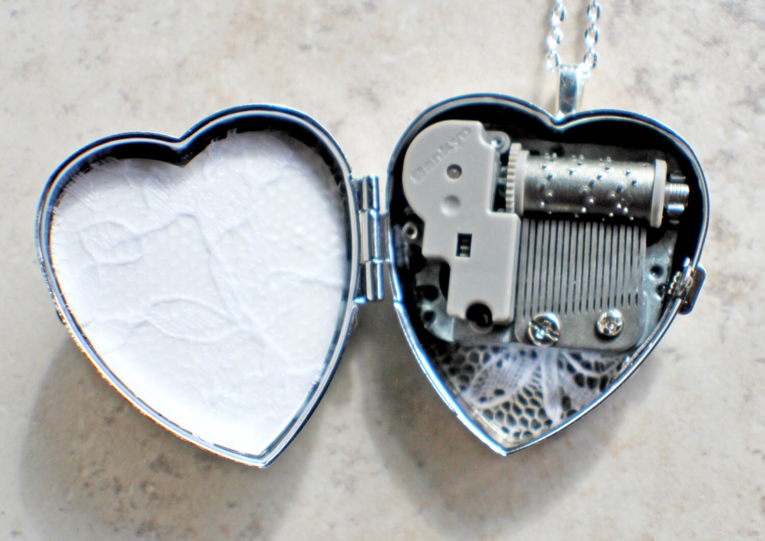 Scalloped Heart Music Box Locket Heart Locket With Music Box | Etsy