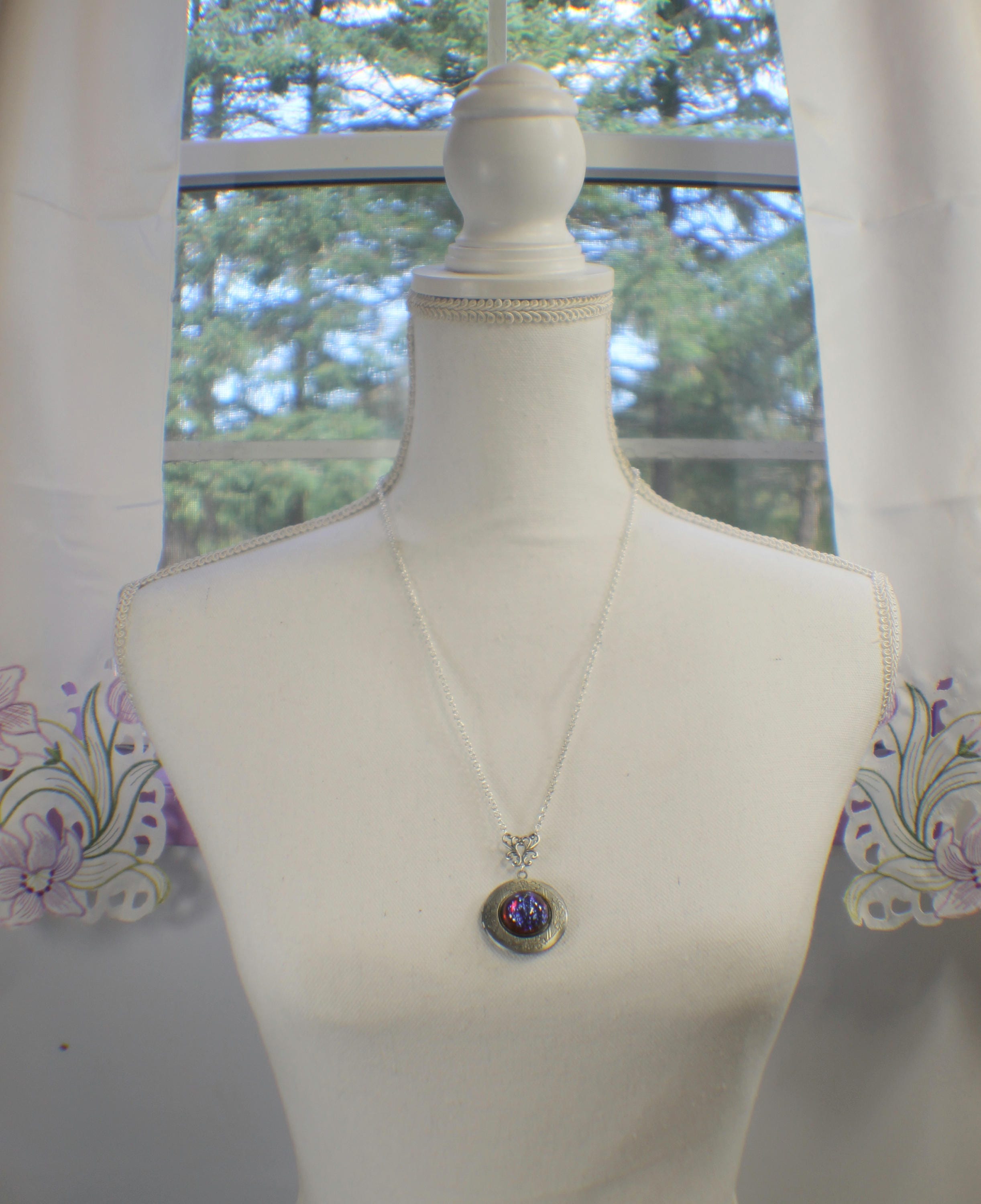 Red Dragons Breath Opal Locket Small Photo Locket Photo - Etsy