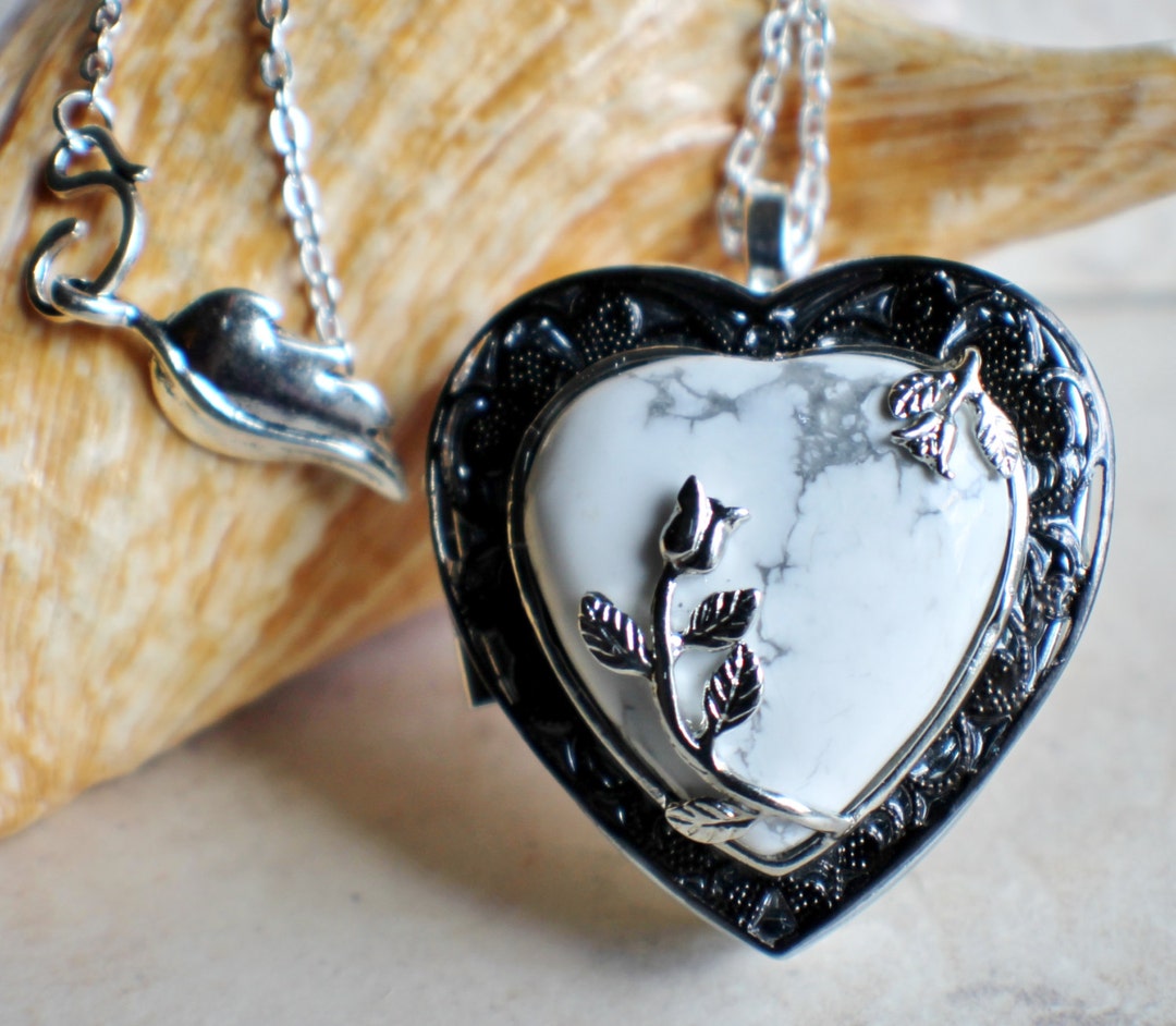 White Turquoise Heart Music Box Locket: Silver Tone Pendant Necklace - Etsy
