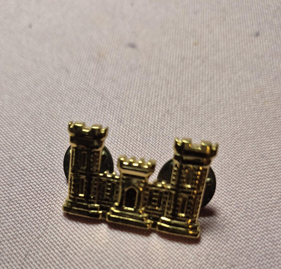 Vintage US Army Corps of Engineer Lapel Pin - Etsy