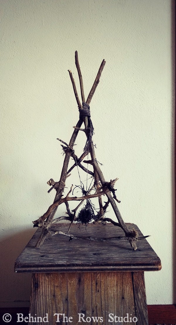 Carcosa True Detective Sticks