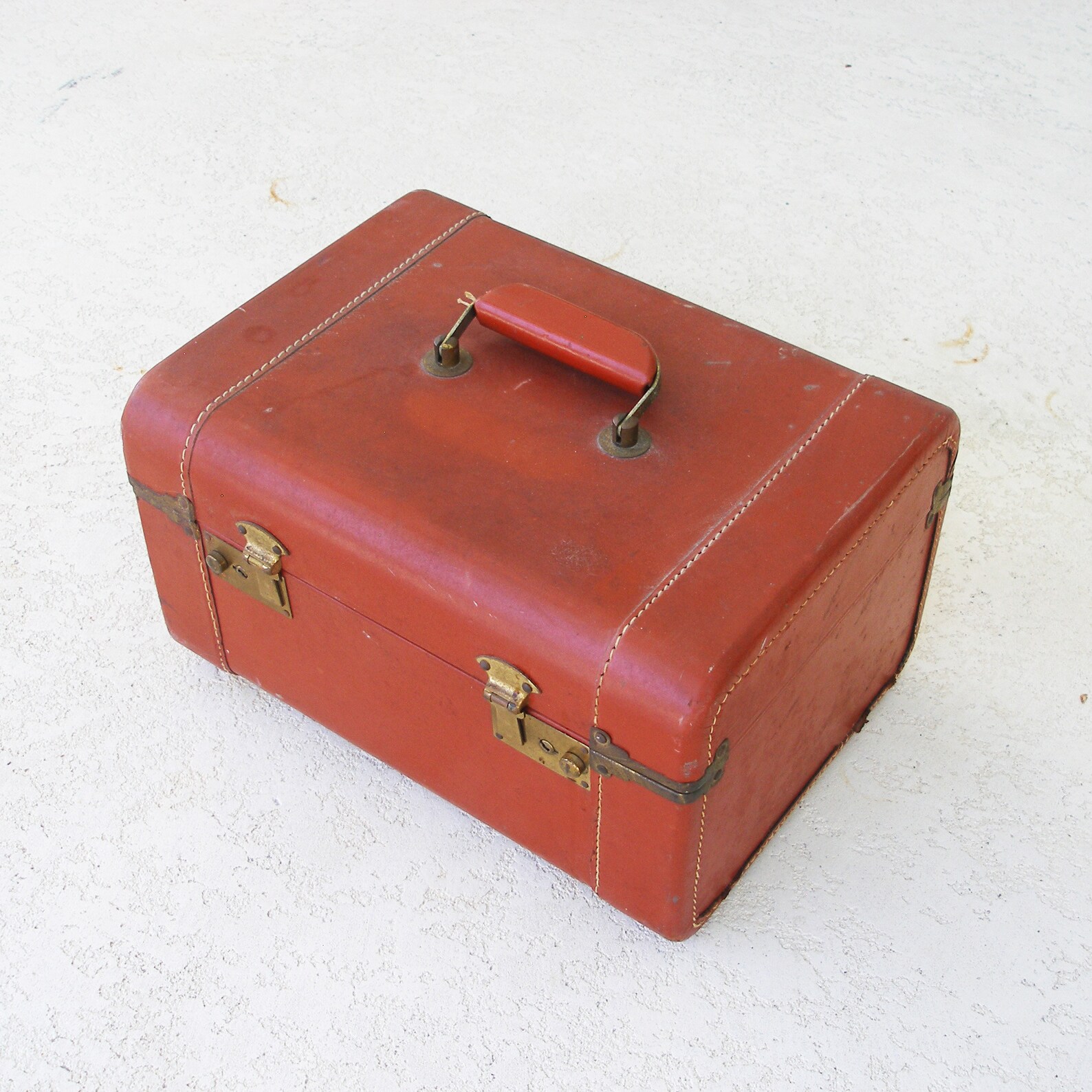 REDUCED Price Vintage Leather Train Case With Mirror Hard Luggage ...
