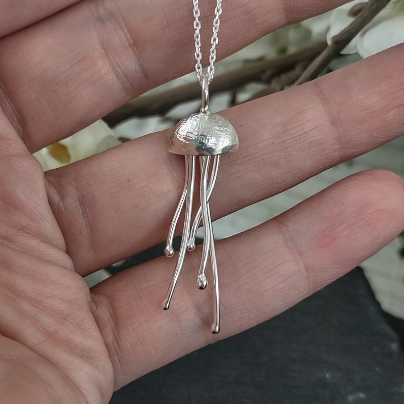 Jellyfish Chain - Etsy