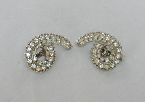 Vintage HENRY BOGOFF Rhinestone Earrings Swirl Design Clip-ons - Etsy