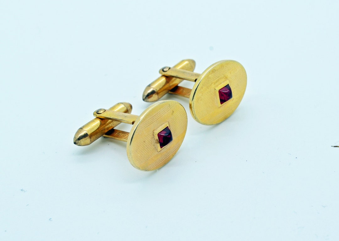 Vintage "correct Quality" Gold Tone Cufflinks With Garnet Stone Art ...