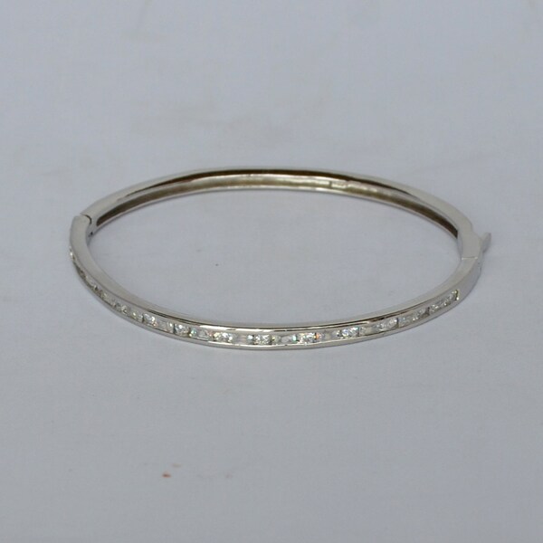Latch Bangle - Etsy