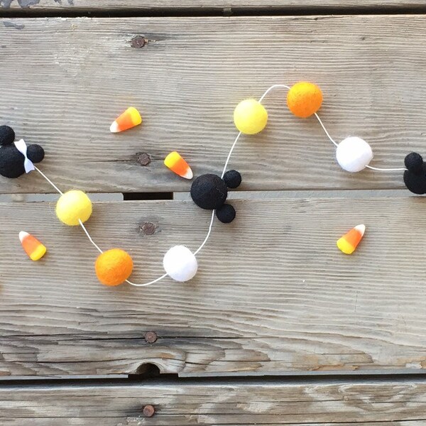 Mickey Garland Svg - Etsy