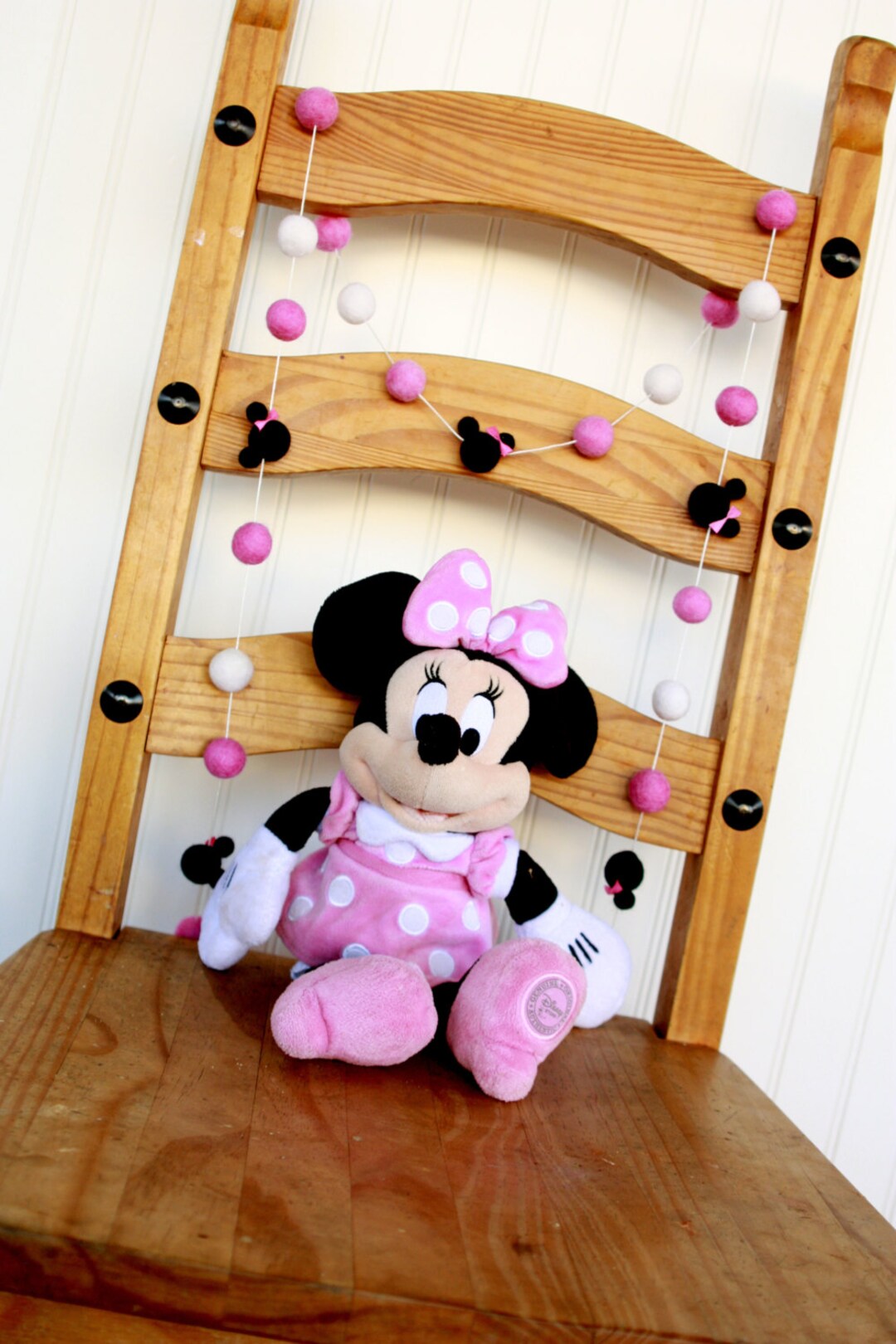 Minnie Mouse, Disney, Baby Minne, Birthday Felt Ball Garland, Pom Pom ...