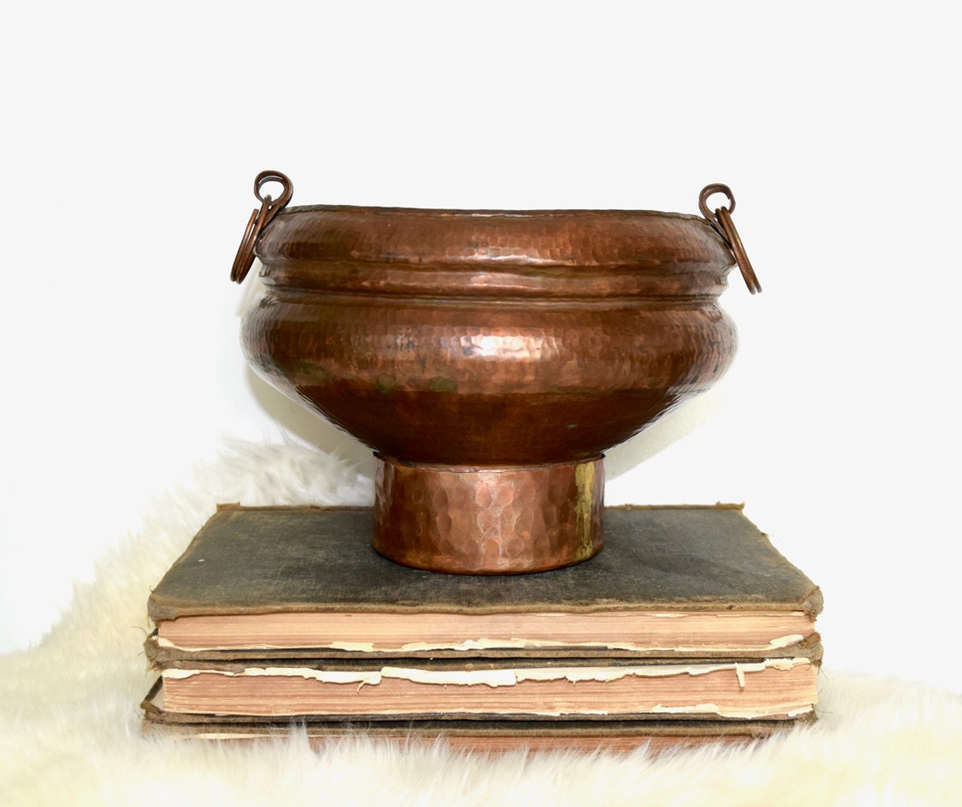 Vintage Arts and Crafts Copper Bowl or Planter...hand Hammered ...