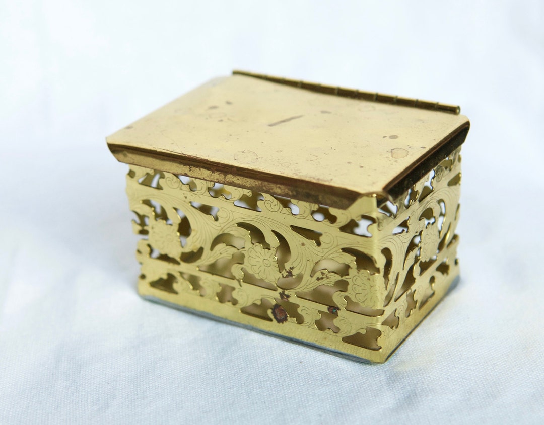 Vintage Brass Box...colony Metalsmiths of Virginia Brass Box...openwork ...