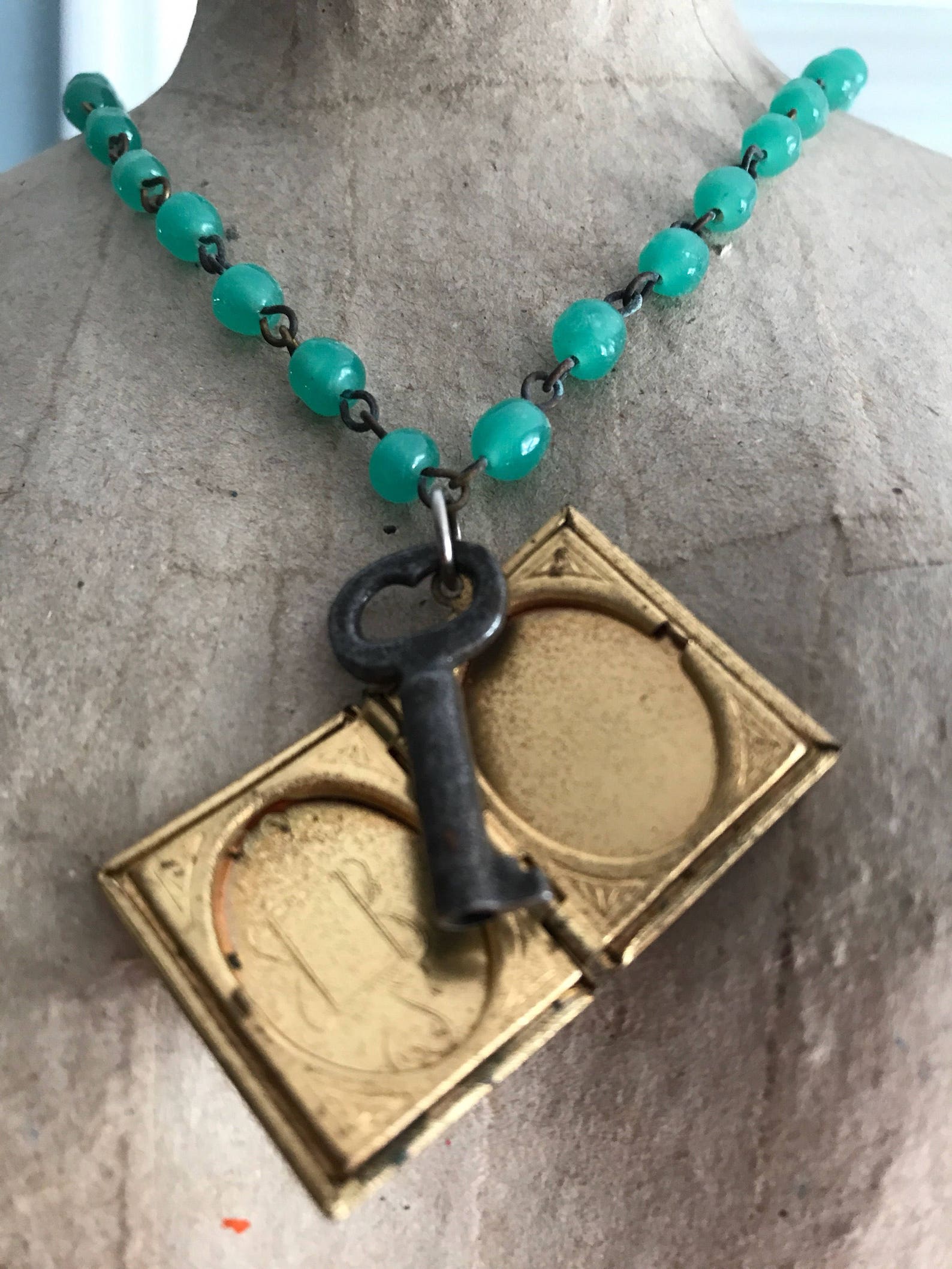 Romantic Vintage Locket and Key Necklace - Etsy