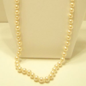 Vintage LCI 24" Faux Pearl Necklace (7093) Liz Claiborne, 8mm ...