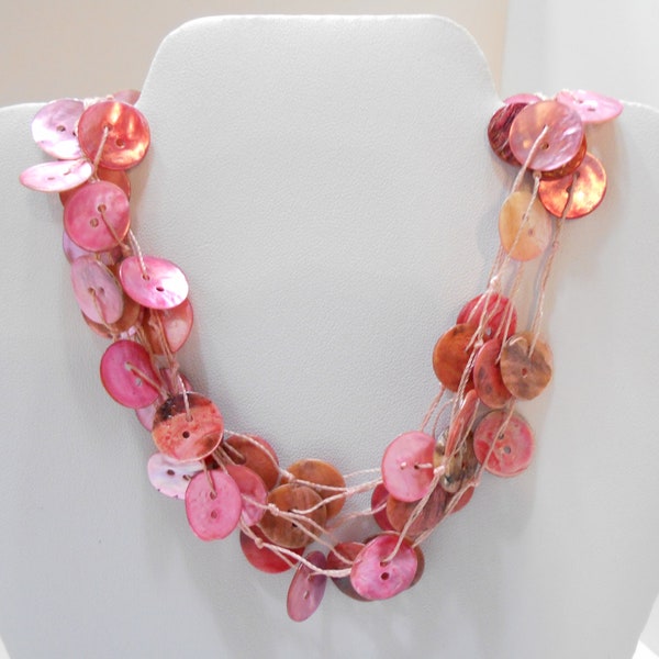 Buttons Necklace - Etsy