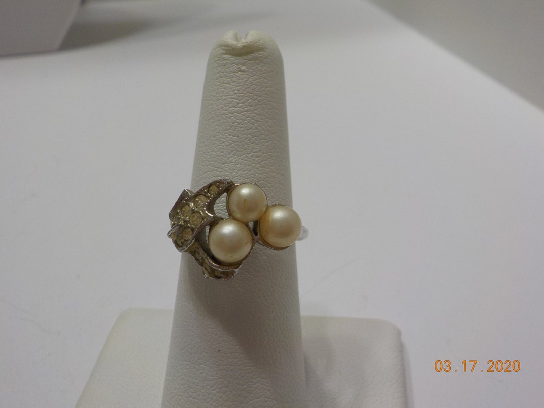 Vintage Avon Evening Splendor Faux Pearl & Rhinestone Ring - Etsy