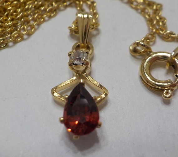 Vintage Burnt Red Rhinestone Pendant Necklace--18" Ch… - Gem