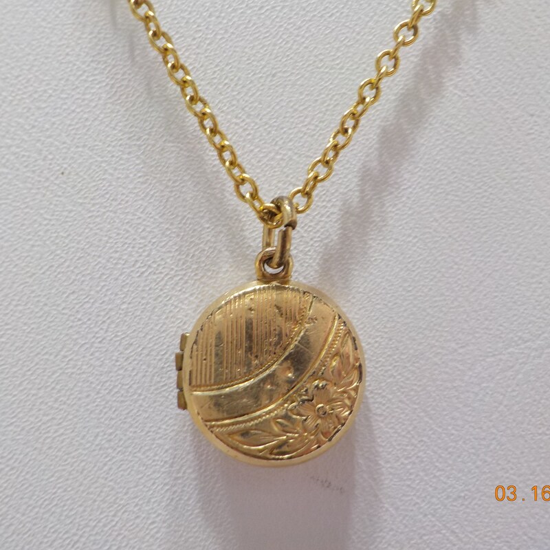 Tiny Vintage Locket - Etsy