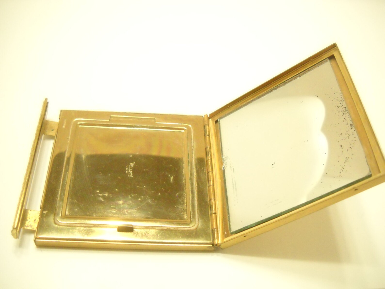 Vintage Volupte Compact 8495 - Etsy