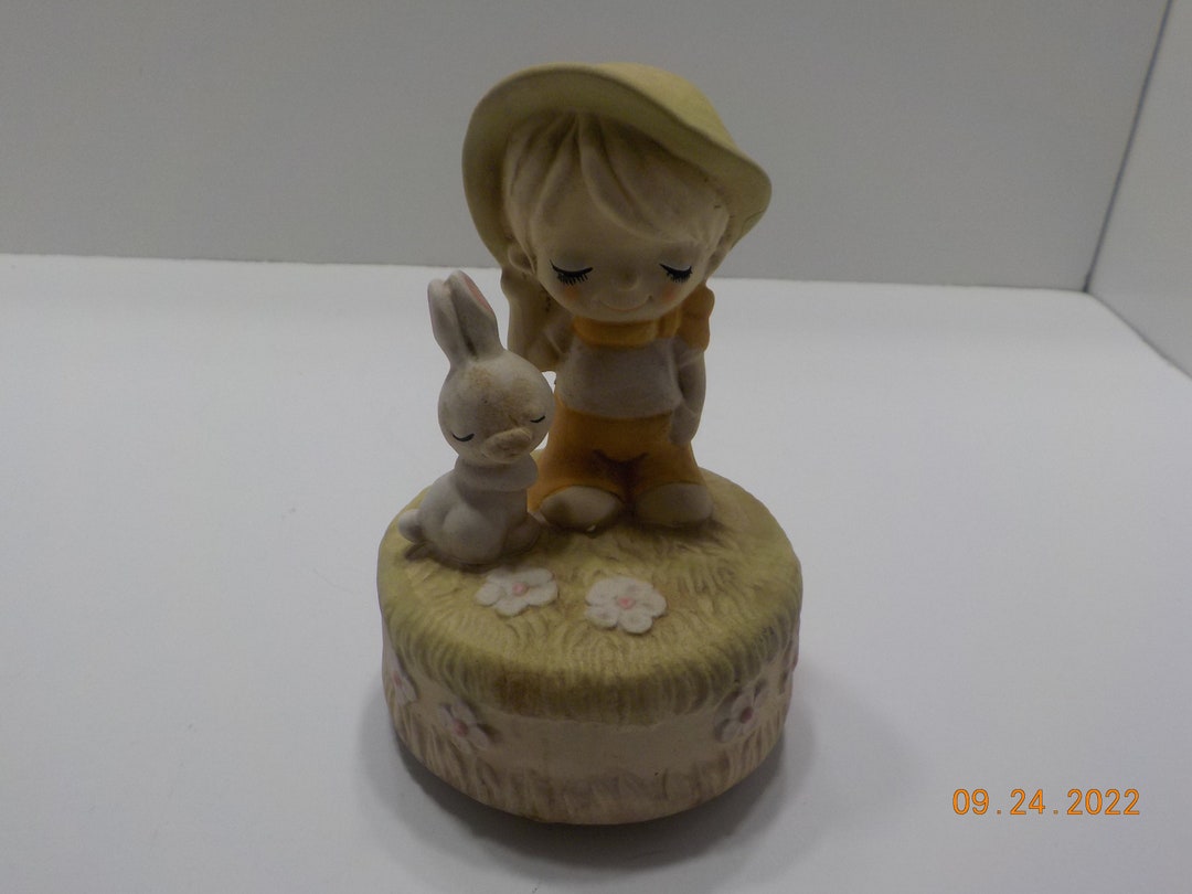 Vintage Ceramic Girl Figurine With Bunny Rabbit Music Box (16) Plays ...