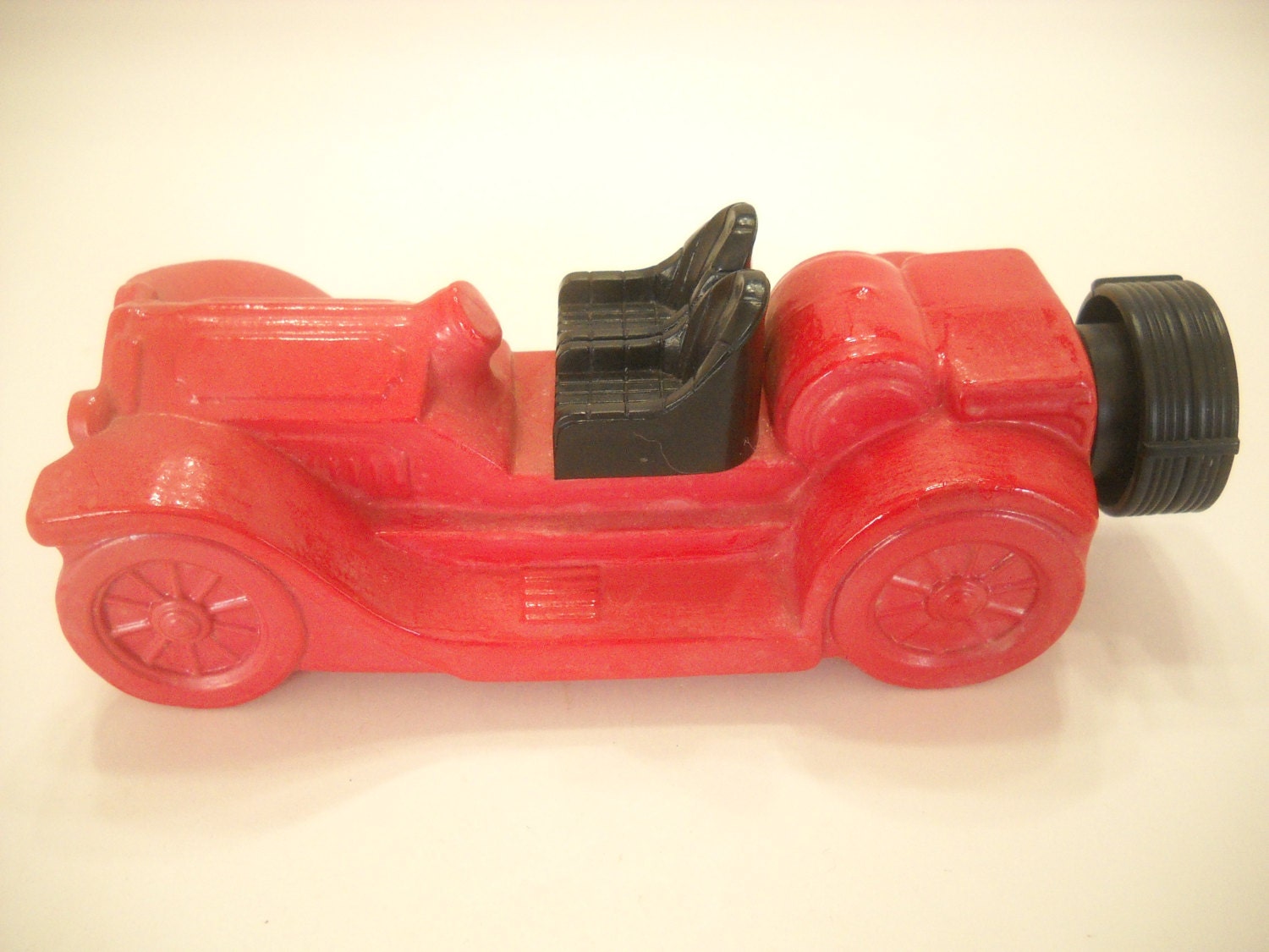 Vintage Avon 1970s Red Roadster full container....no label | Etsy