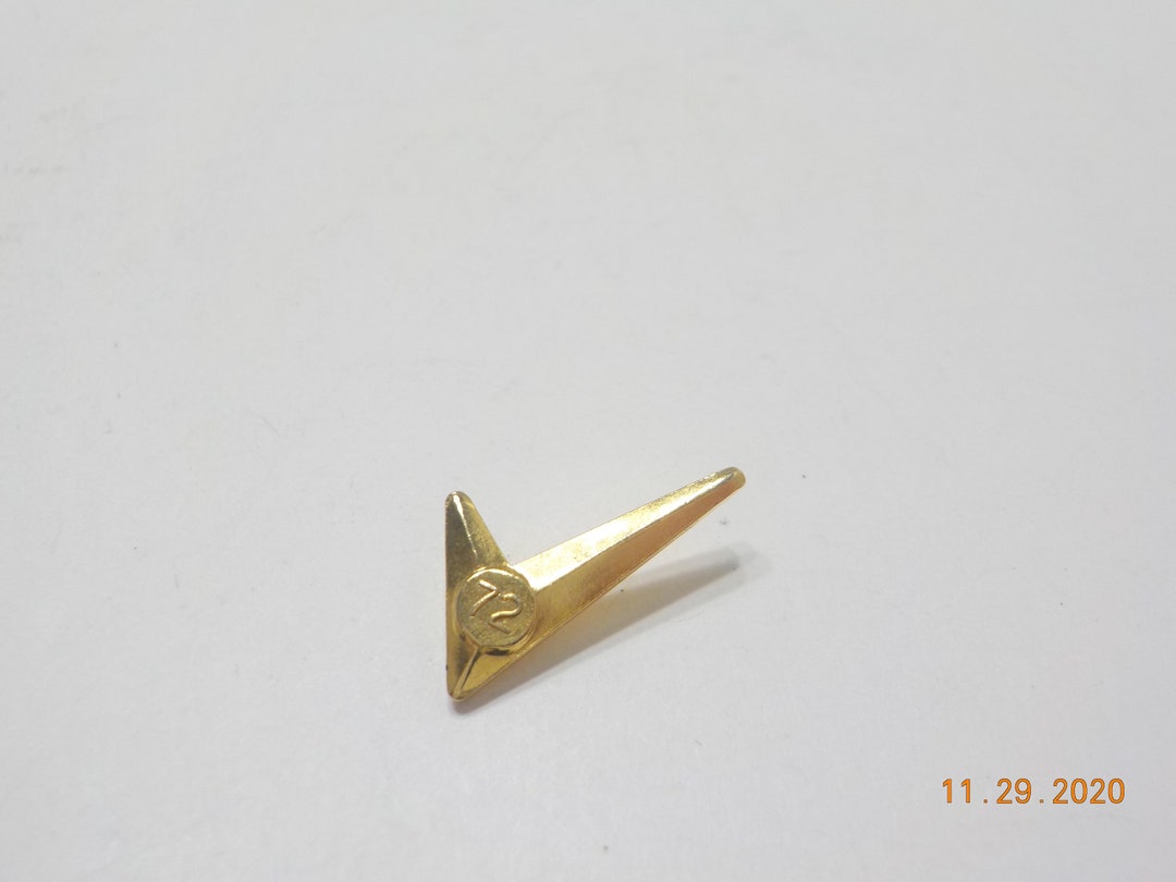 Vintage Gold Tone Check Mark Lapel Pin (7800) 1972 UAW Pin - Etsy